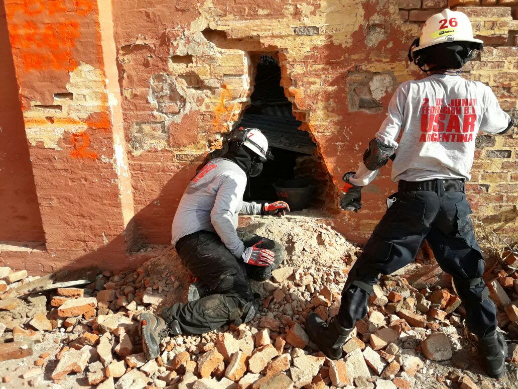 Departamento de Estructuras Colapsadas: formación en la búsqueda y ...